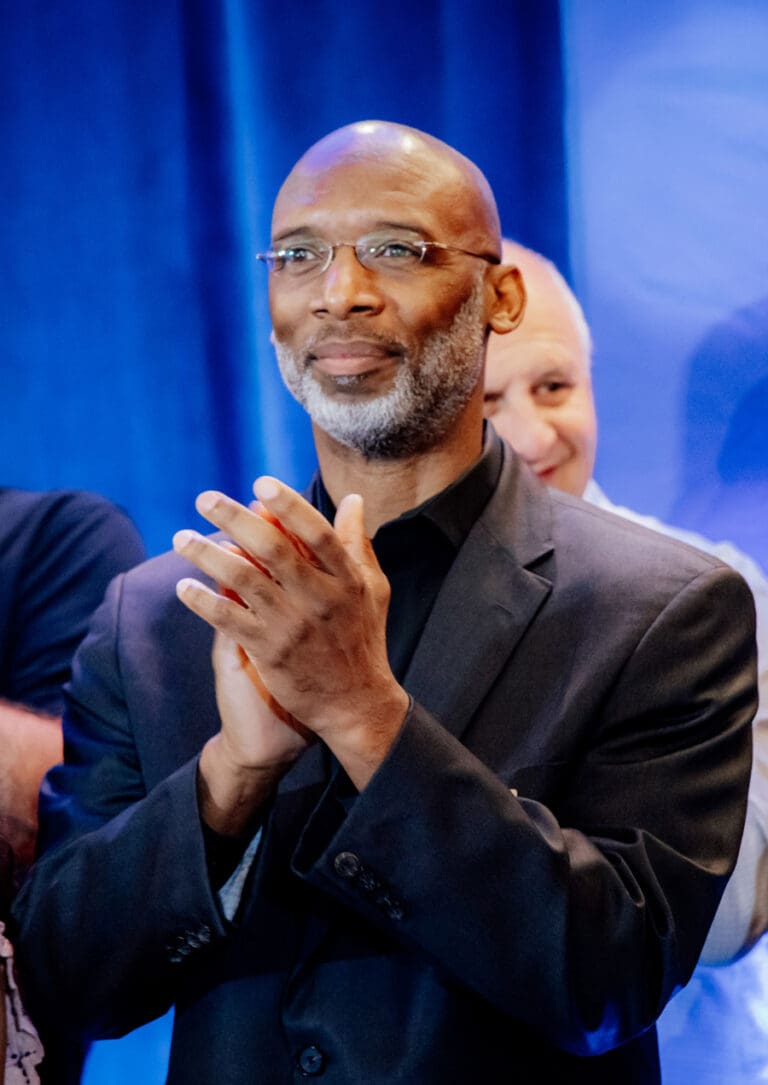 Scale With Pinnacle Global Network